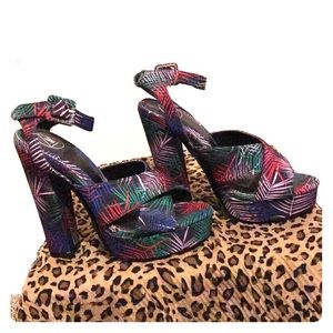 Shoes | Super Cute Tropical Styled Heels | Poshmark